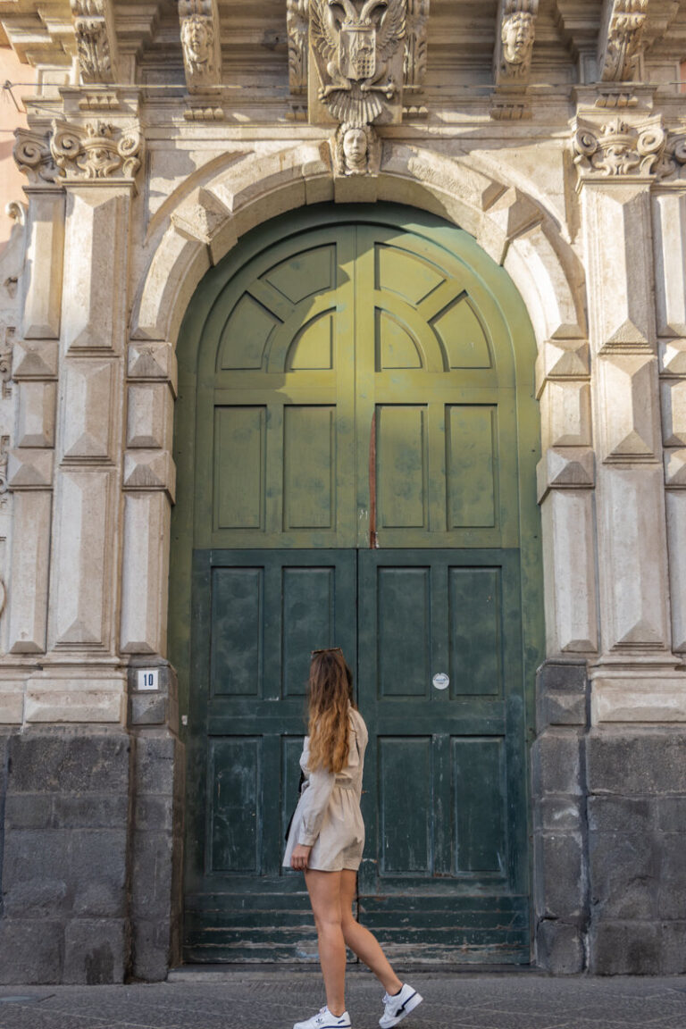 Catane : que faire ? Conseils et guide pratique