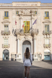 Catane : que faire ? Conseils et guide pratique