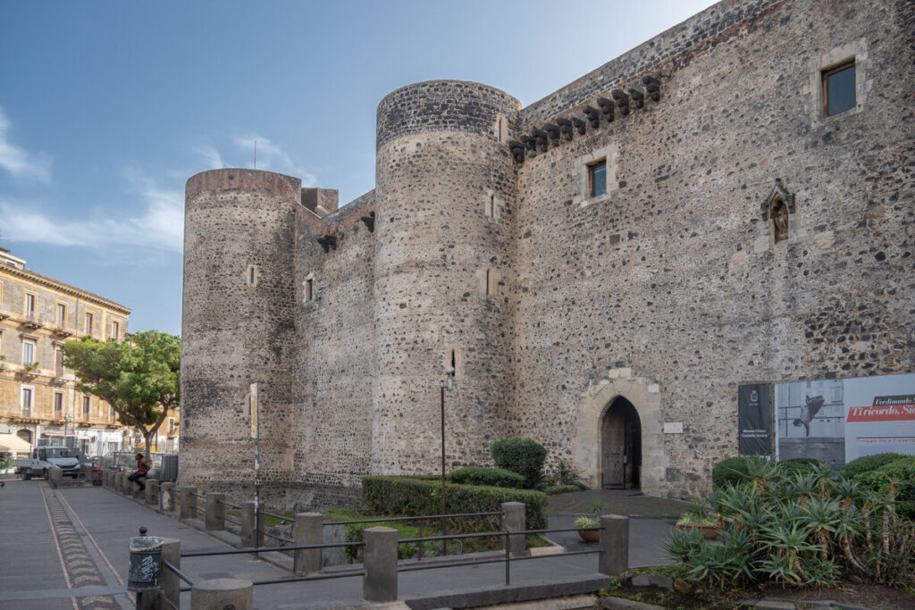 Catane : que faire ? Conseils et guide pratique